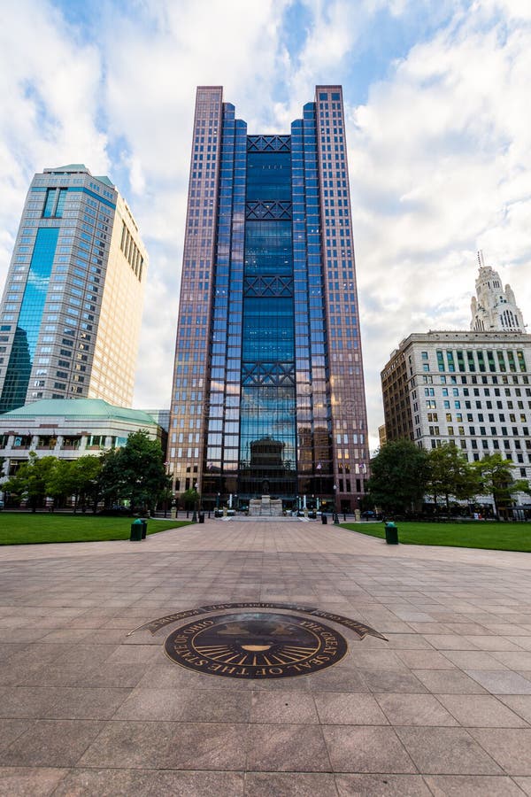 Area Around the Ohio Statehouse in Capitol Square Columbus, Ohi Stock ...
