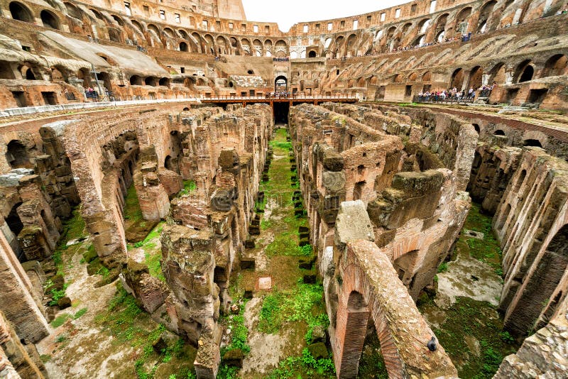 Arena Colosseum (Coliseum) in Rome Stock Foto - Image of verlaten ...