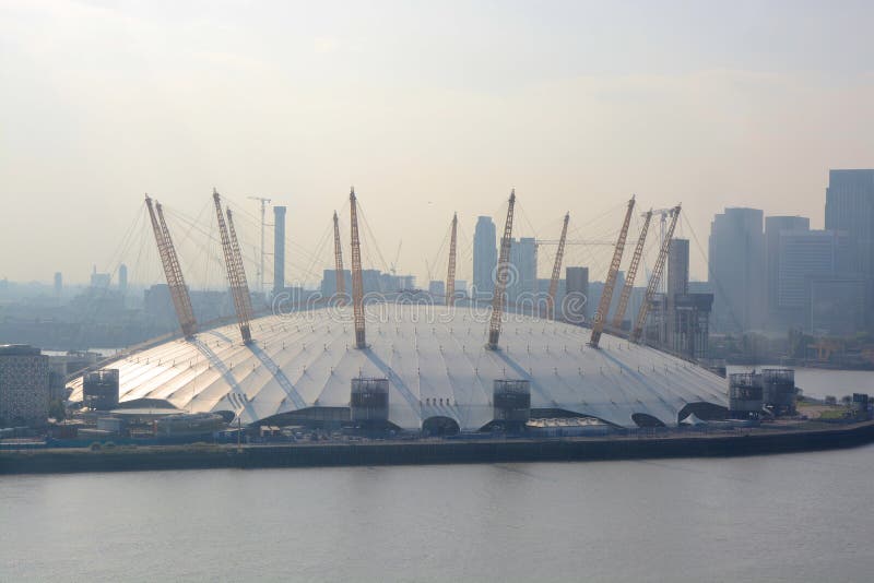 Arena O2 Em Greenwich, Londres, Inglaterra Foto de Stock Editorial ...
