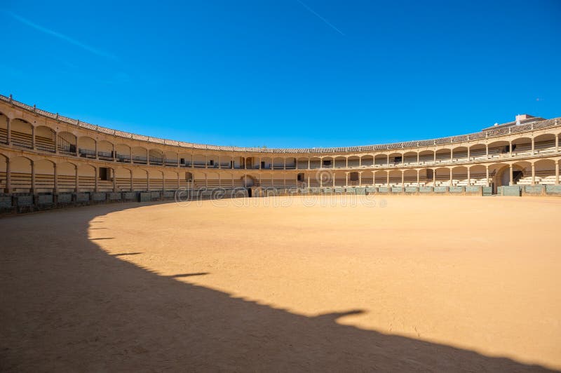 Arena in Ronda, Spanje stock afbeelding. Image of ring - 30141805
