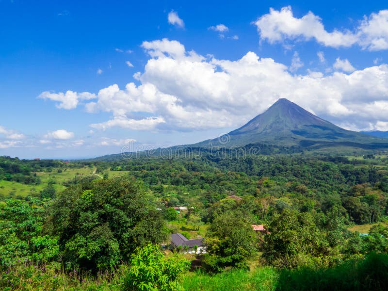 Arenal Volcano, Costa Rica stock image. Image of alajuela - 331407591