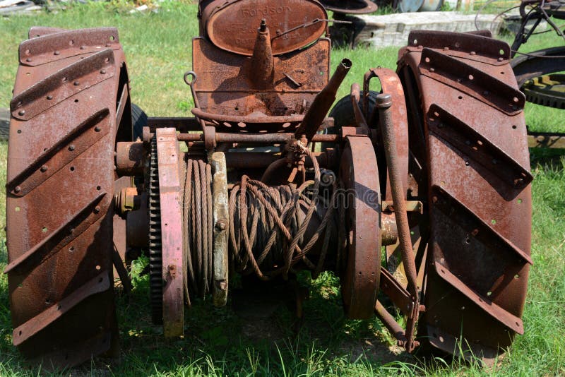 L'argano Antico Utilizzato Per Sollevare I Rifornimenti Aumenta Il Lato ...