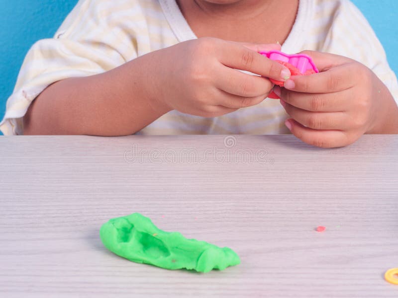 Argilla Da Modellare Del Gioco Da Bambini Fotografia Stock - Immagine ...