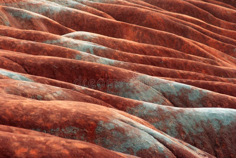 Argilla rossa immagine stock. Immagine di ripido, supporti - 7291365