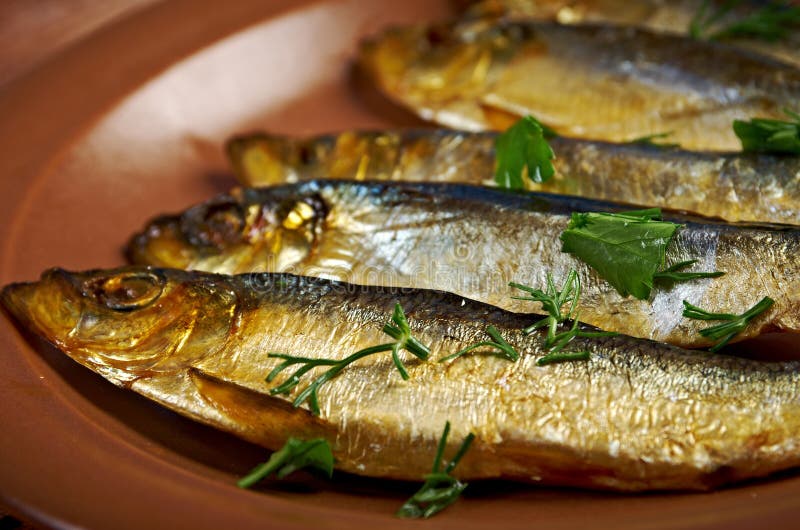 Aringa affumicata immagine stock. Immagine di preparato - 35855045