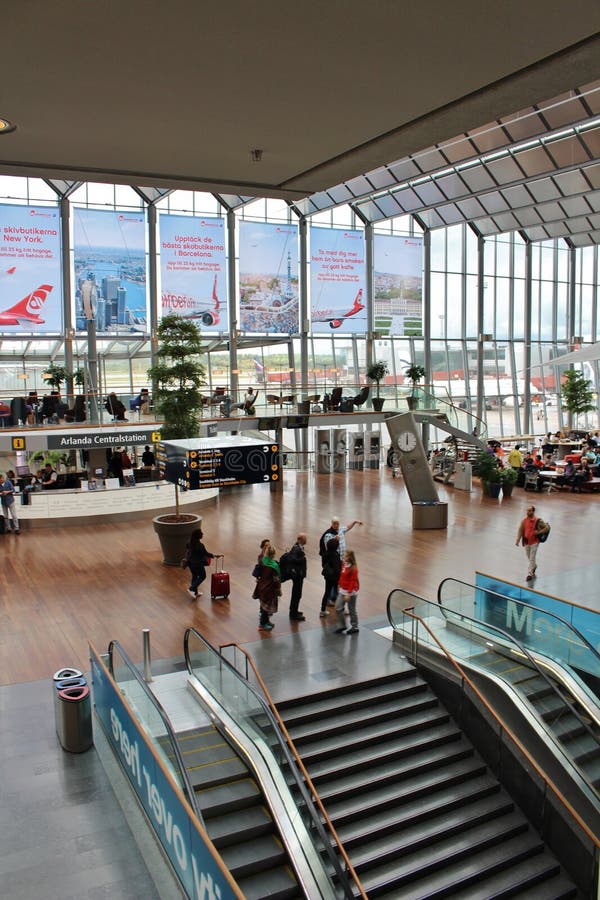 Arlanda flygplats redaktionell arkivbild. Bild av schema - 52043367