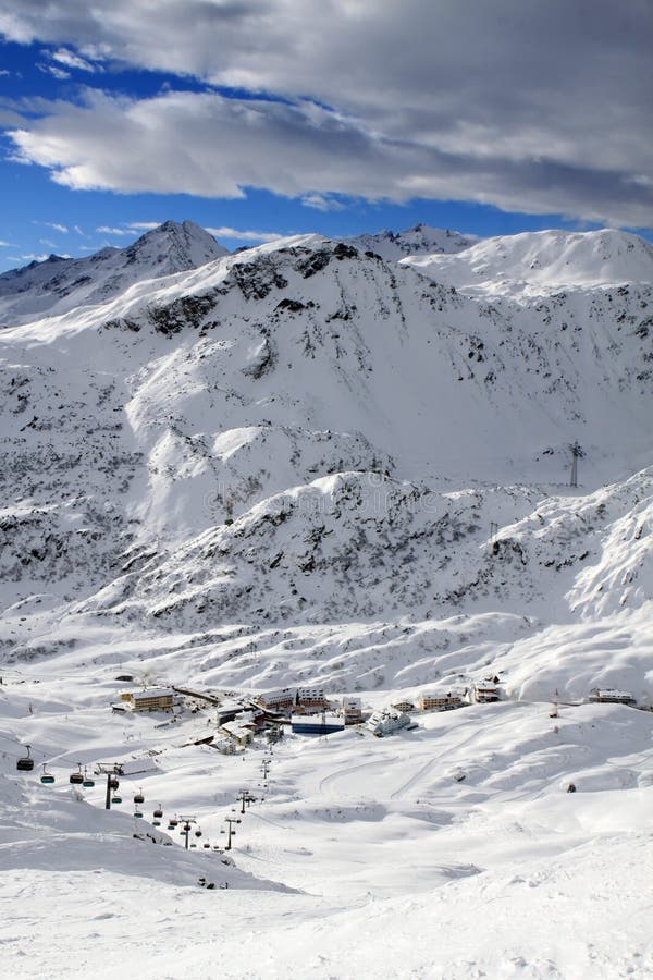 Arlberg stock image. Image of sports, winter, snow, sport - 17662217