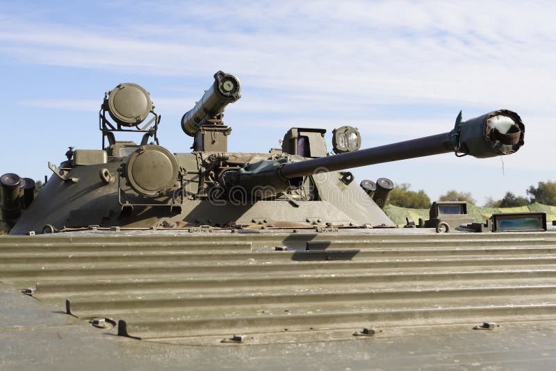 Arma-torreta militar imagen de archivo. Imagen de peligro - 25396435