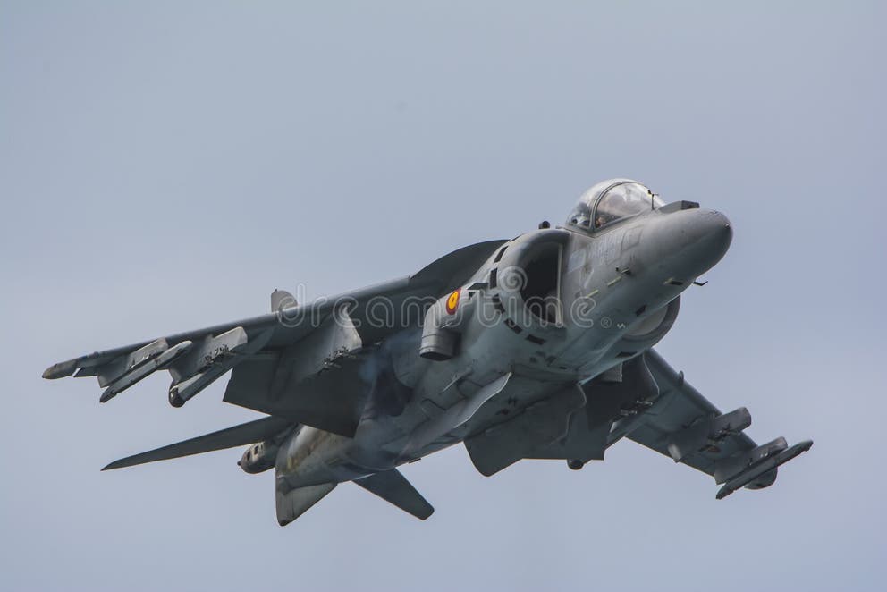 Armada Du Harrier II D'AV8B Image stock éditorial - Image du sauvetage ...