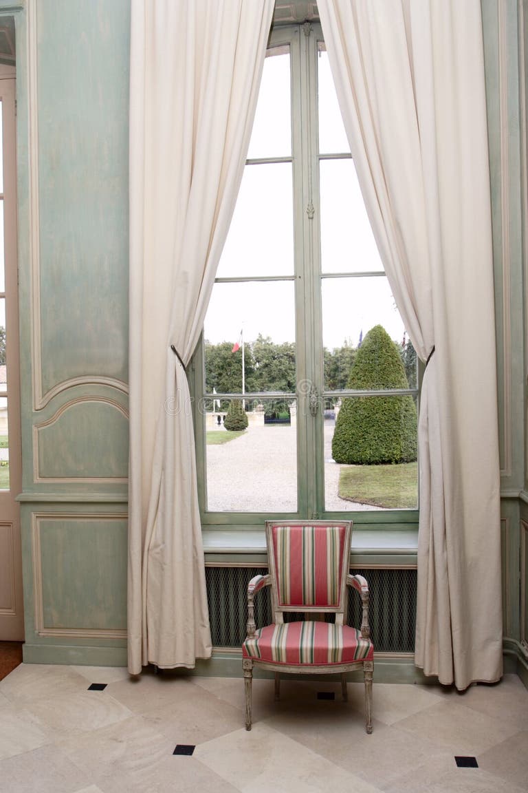 1,906 Country Manor Window Stock Photos - Free & Royalty-Free Stock ...