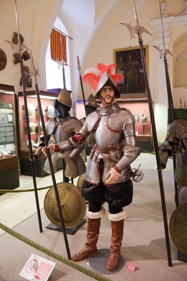 Armerar medeltida riddare redaktionell arkivbild. Bild av ridderlighet ...