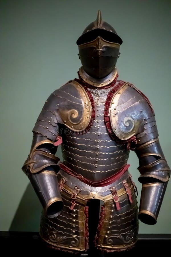 Armor in the museum editorial photo. Image of welt, soldier - 274560906
