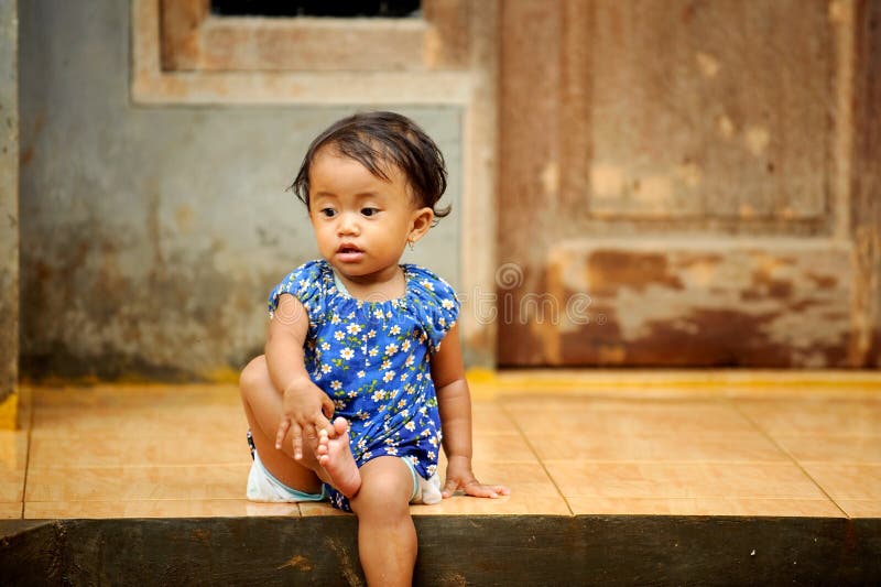 Armut-Kinder stockbild. Bild von alleine, kindheit, zicklein - 14508083