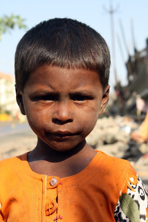Portrait in der Armut stockfoto. Bild von ausdruck, anstarren - 10316866