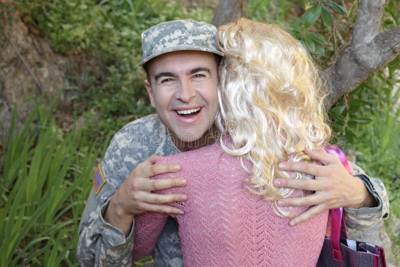 Army Soldier Coming Back Home Stock Photo - Image of happy, embracing ...