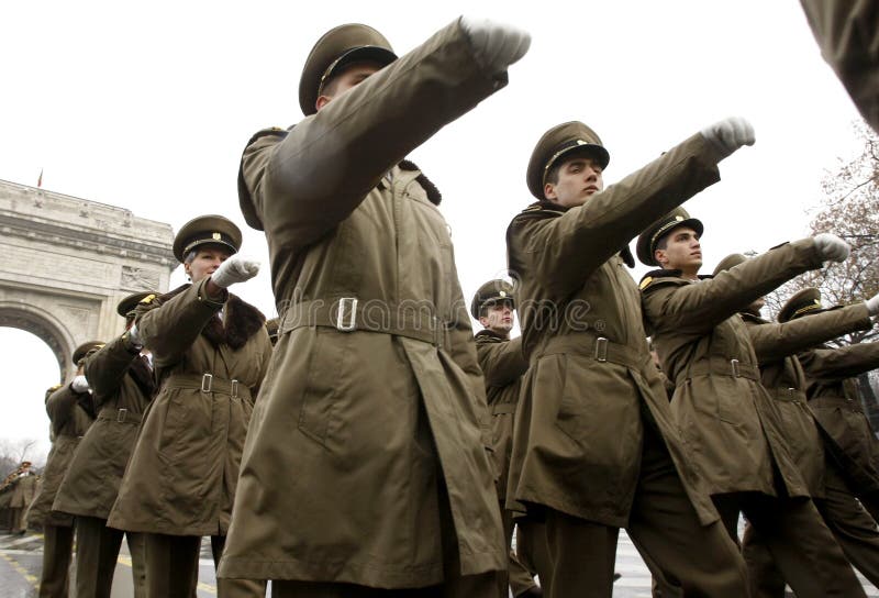 Army soldiers editorial stock photo. Image of camouflage - 19560598