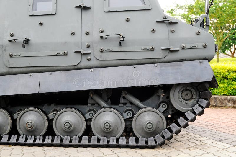 Engine of tank T-34 editorial photography. Image of indoors - 51695582