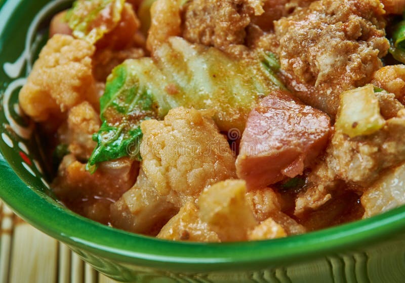 Arnabit Matbukh 库存图片. 图片 包括有 石油, 红萝卜, 墨西哥胡椒, 顶层, 蔬菜 - 103551035