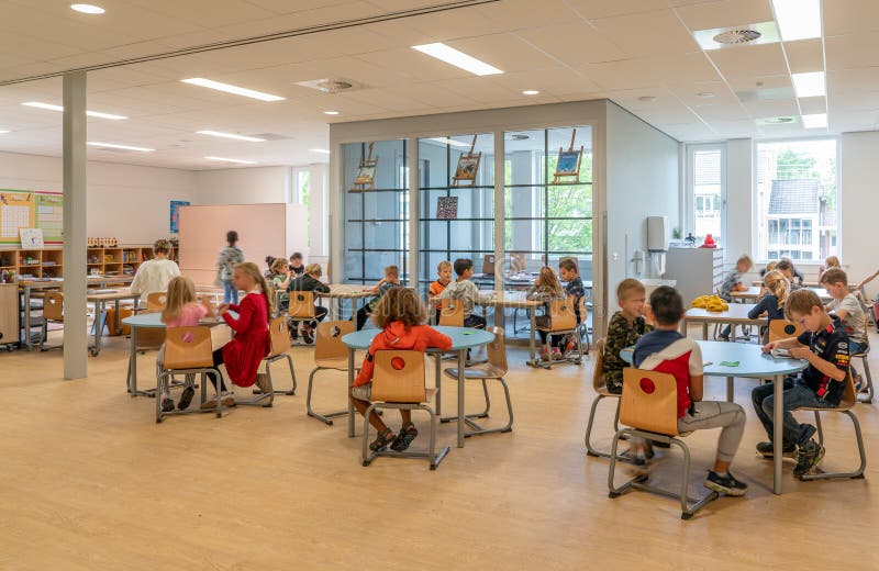 ARNHEM / NETHERLANDS - AUGUST 28 2020: Children in Primary School Work ...