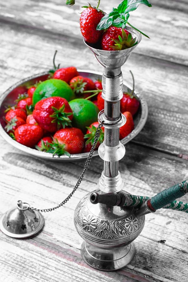 Aroma Con Sabor a Fruta De Shisha Imagen de archivo - Imagen de aroma ...