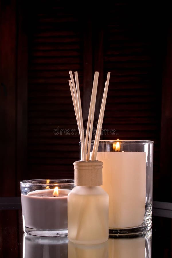 Aroma Diffuser and Scented Candles that Create Coziness in the House ...