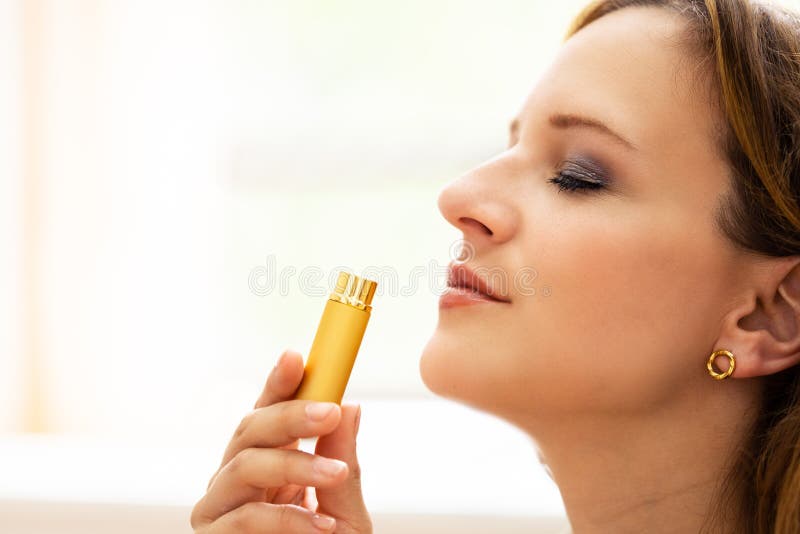 De geur van de neus stock afbeelding. Image of zacht - 14048449