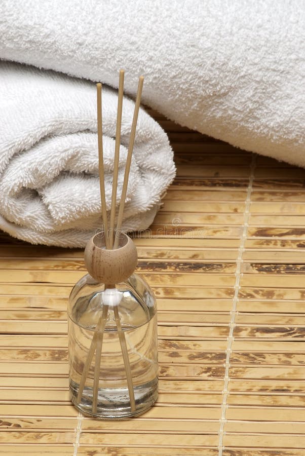 Aromatherapy Spa Scent Diffuser with Towels Bamboo Stock Photo - Image ...