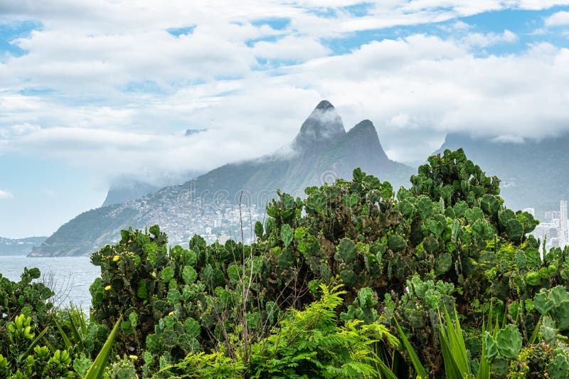 Arpoador Beach, Devil S Beach, Ipanema District of Rio De Janeiro ...