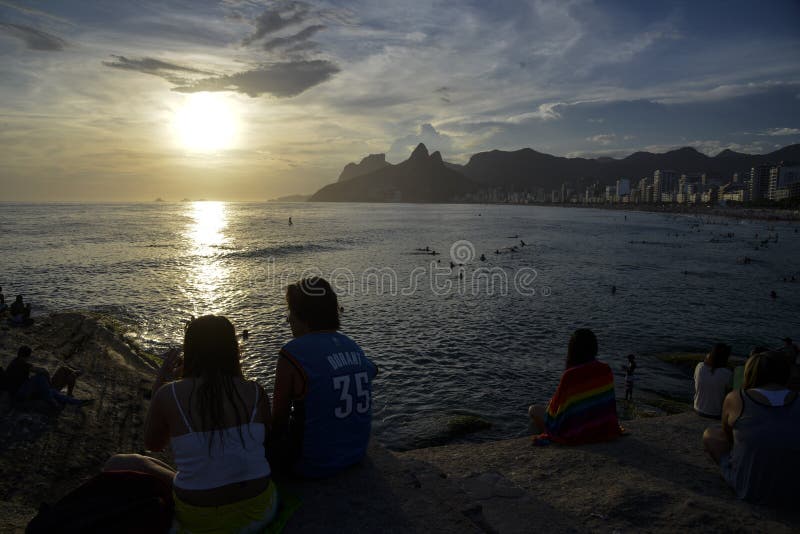 Arpoador Sunset editorial photo. Image of janeiro, idyllic - 82924241