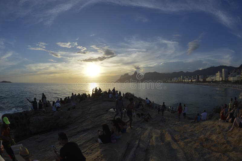 Arpoador Sunset editorial stock image. Image of scene - 82924429