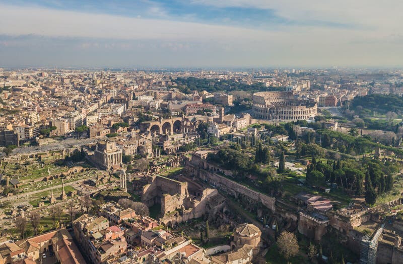 Arquitectura Da Cidade De Roma Foto de Stock - Imagem de monumento ...