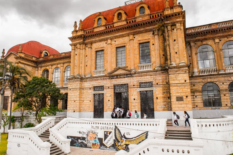 Arquitectura De Cuenca, Ecuador Foto editorial - Imagen de cultural ...