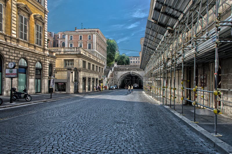 Arquitectura De Las Calles De Roma Italia Foto editorial - Imagen de ...