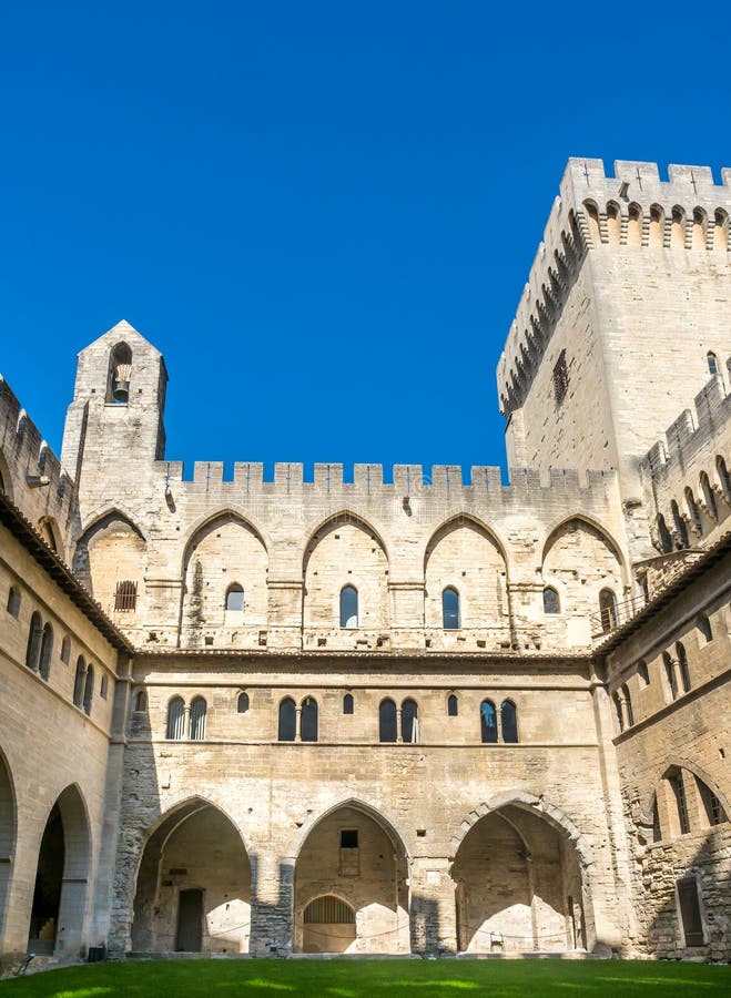 Arquitectura Interior Del Palacio Papal Fotografía editorial - Imagen ...