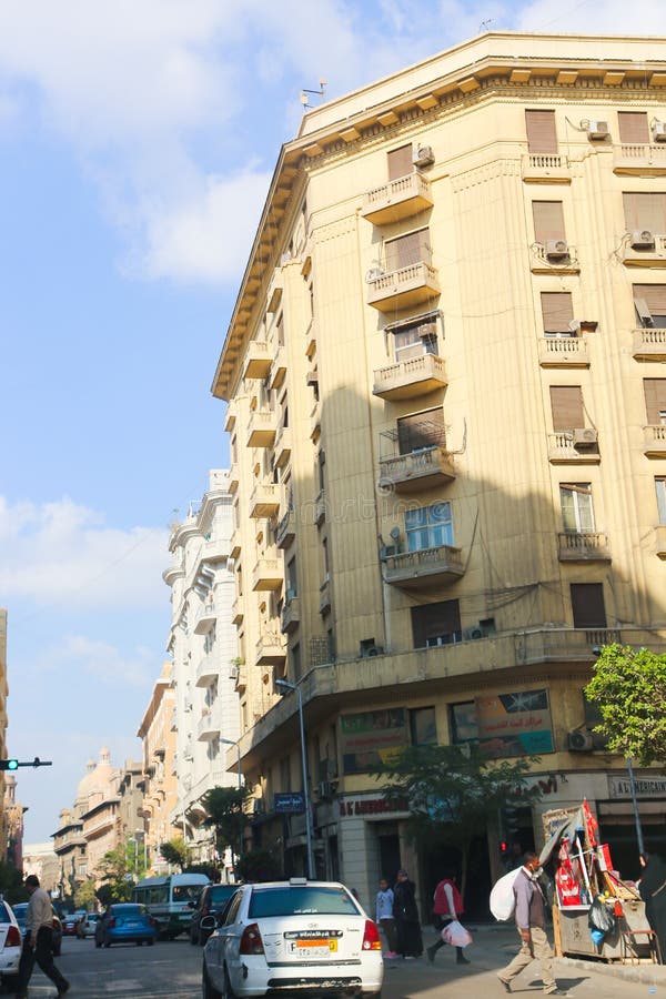 Arquitetura Do Cairo Do Centro Imagem Editorial - Imagem de cairo, ruas ...
