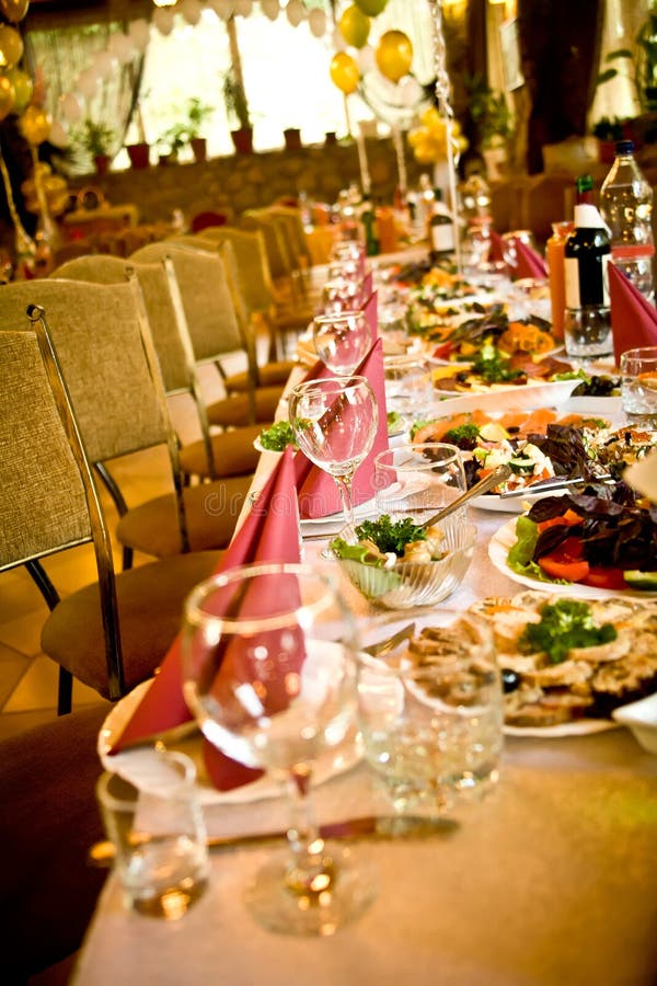 Chinese Wedding Banquet Table Setting Stock Image - Image of proper ...