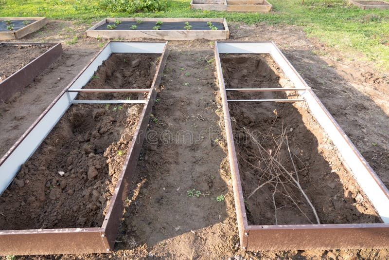 Arrangement of a Warm Garden Bed with Compost Inside in Garden Stock ...