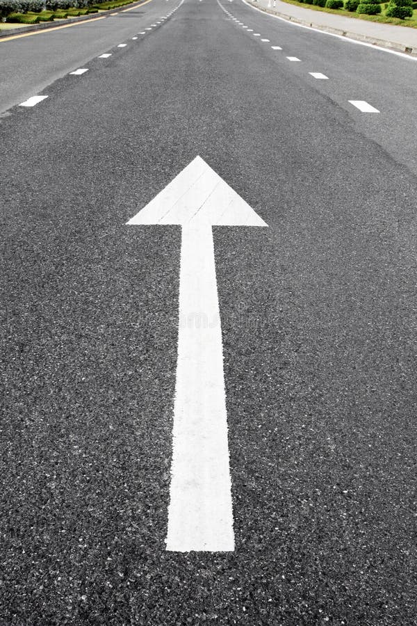 10+ Road markings arrow Free Stock Photos - StockFreeImages
