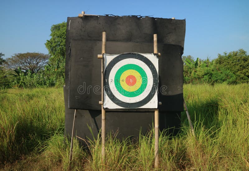 Arrow Target for Archery Practice in Field Stock Image - Image of grass ...