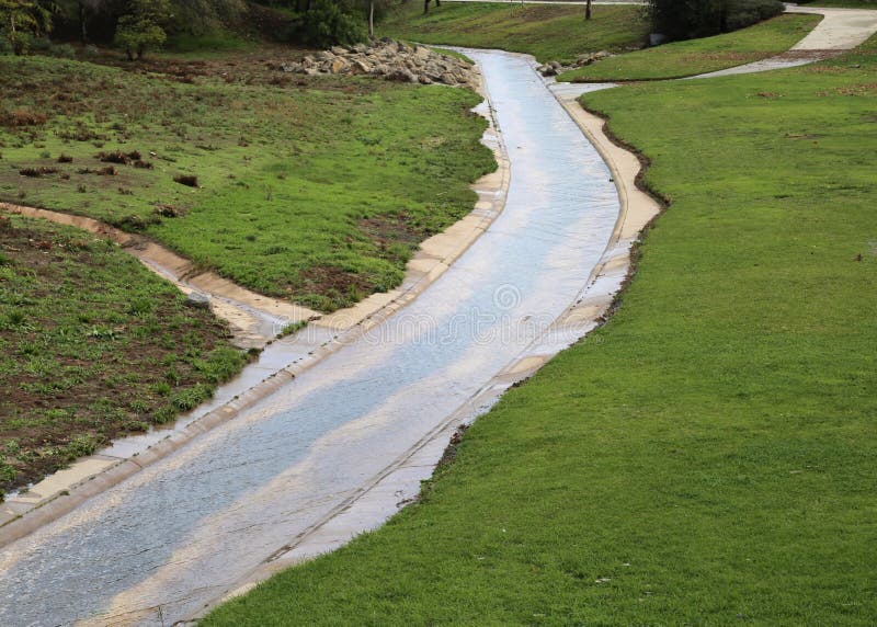 Arroyo wash stream stock photo. Image of rain, river - 47930432