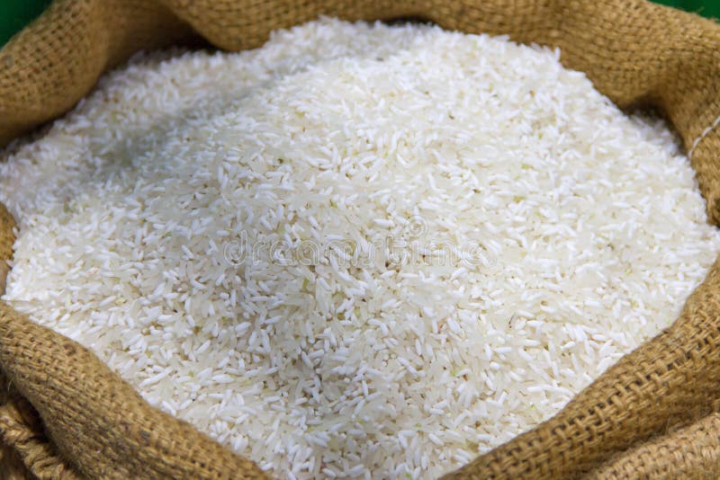 Sacos de arroz imagen de archivo. Imagen de grano, fragante - 32131699