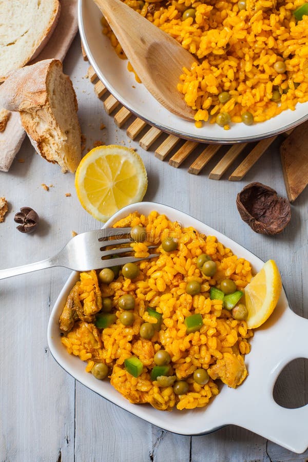 Arroz español foto de archivo. Imagen de cristal, grande - 31390754