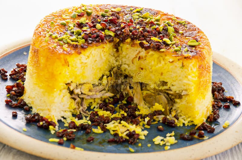 Arroz Persa Con El Polo De Zereshk Del Berberis Imagen de archivo ...