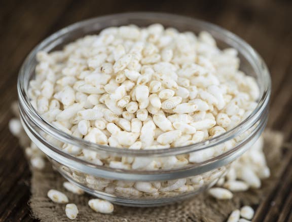 Arroz soplado foto de archivo. Imagen de soplado, alimento - 75144694