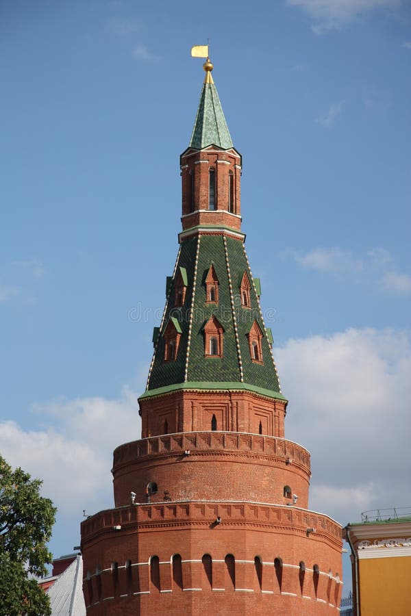 The Arsenal Tower of Moscow Kremlin, Russia Stock Photo - Image of ...