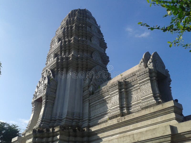 Art Ang-gor of Khmer Background Editorial Stock Photo - Image of stone ...