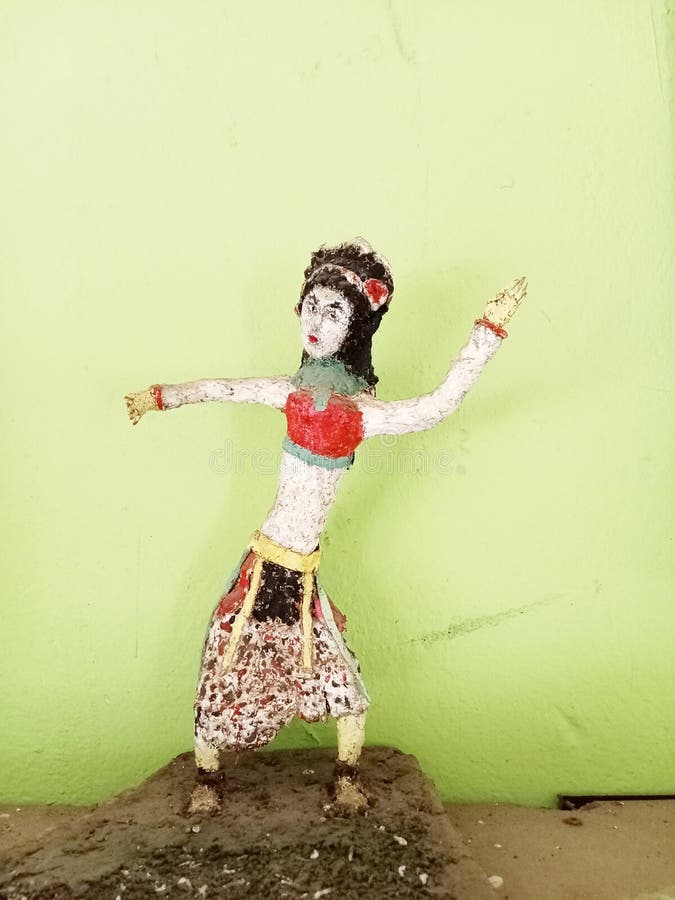 The Art of Creating Sculptures Made from Paper Mache Stock Photo ...