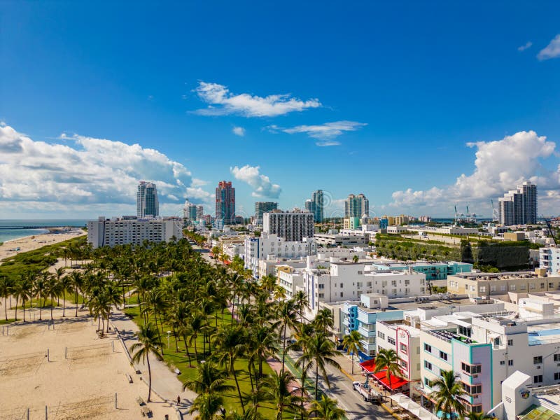 Art Deco District Miami Beach Ocean Drive Hotels Editorial Photography ...