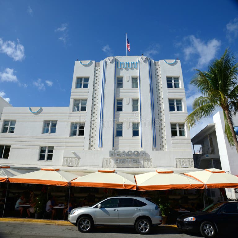 Art Deco Style Beacon in Miami Beach Editorial Photo - Image of hotel ...