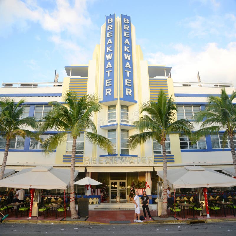 Breakwater Hotel In Miami Beach Art Deco Editorial Image - Image of ...